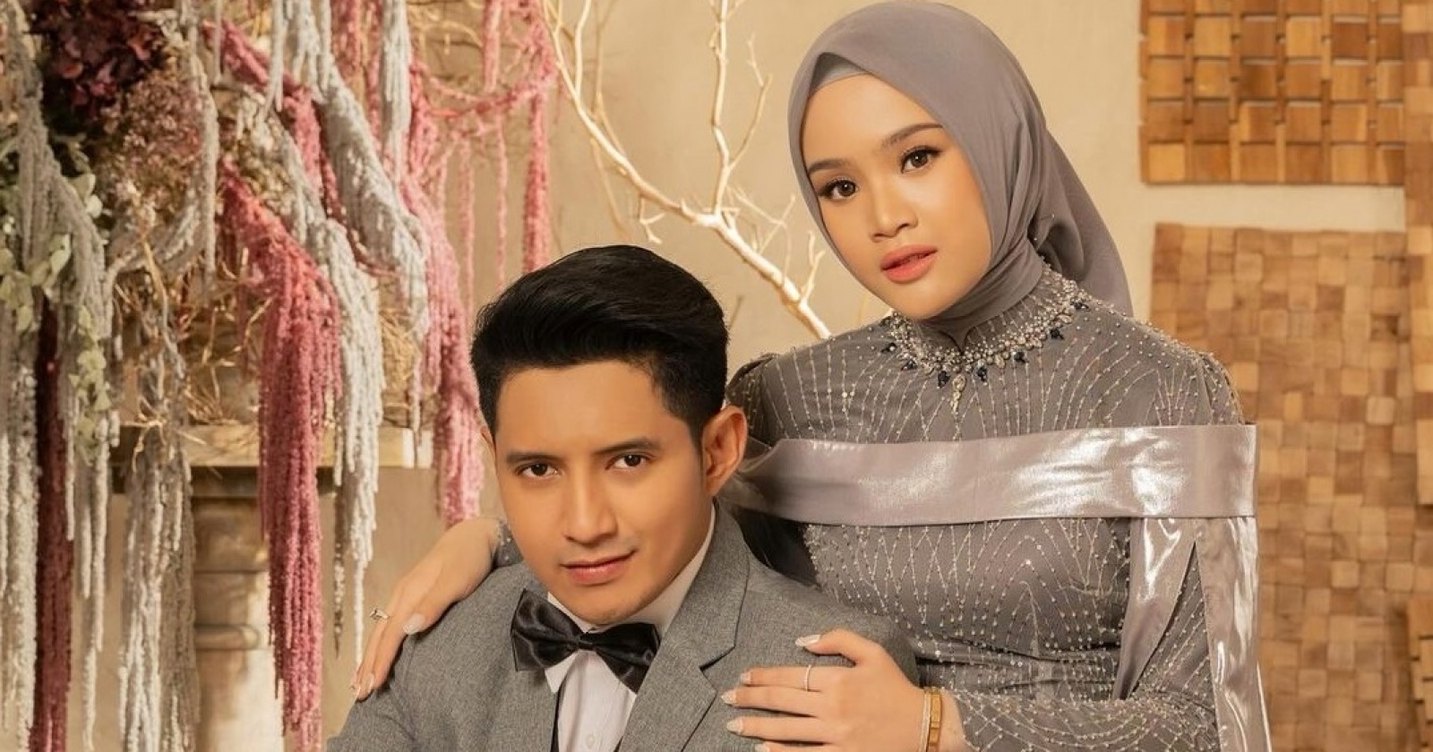 Chand Kelvin Dan Keluarga CHAND KELVIN RESMI MENIKAH DENGAN DEA