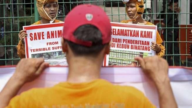 Tolak Eksploitasi Hewan