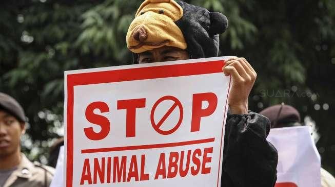 Tolak Eksploitasi Hewan