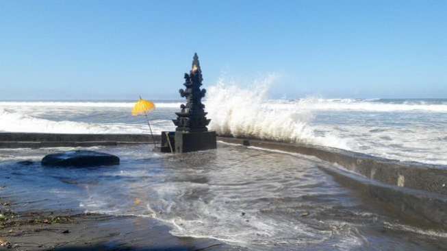 BMKG Ingatkan Nelayan, Tinggi Gelombang Perairan Selatan Bali Capai 3 Meter