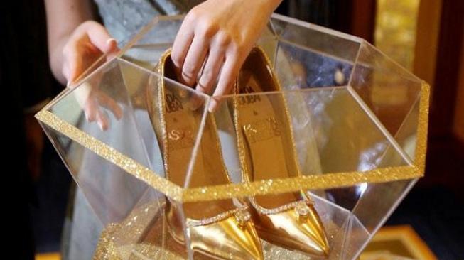 Sepatu Termahal di Dunia Rp253 Miliar! Ini Keistimewaannya