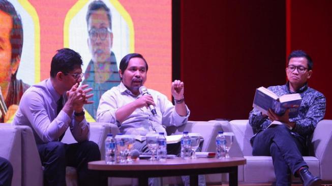 Buku" Memangkas Birokrasi", Bukti Aidir Amin Daud Sosok Teknokrat Pembebas