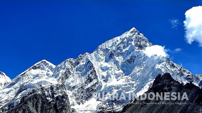 Lapisan Es di Gunung Everest Mencair, Ratusan Jasad Pendaki Ditemukan