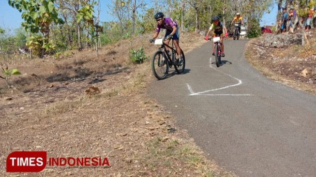 Ini Atlet Balap Sepeda MTB XC yang Berhasil Taklukkan Medan Goa Kancing