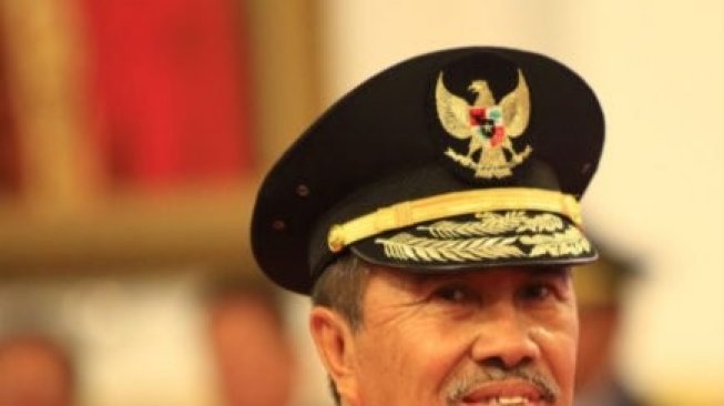 Sepak Terjang Karier dan Harta Kekayaan Syamsuar Gubernur Riau 5,6 M!
