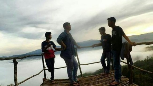 Wisatawan Gunung Luhur Citorek Kini Bisa Akses Internet