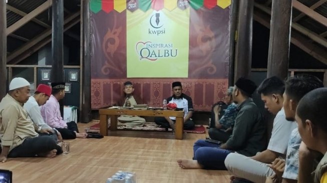 Ilmu Solusi Persatuan Umat Islam