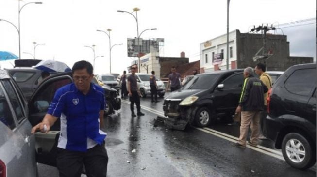 BREAKING NEWS! Kecelakaan Flyover Antasari Bandar Lampung