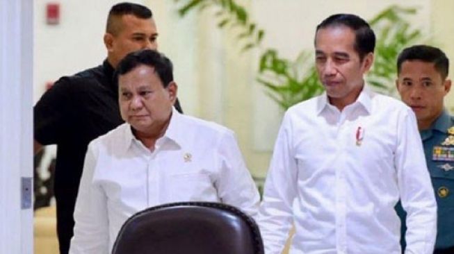 Kenapa Menhan Prabowo Sering ke Luar Negeri? Begini Penjelasan Jokowi Kenapa Menhan Prabowo Sering ke Luar Negeri? Begini Penjelasan Jokowi