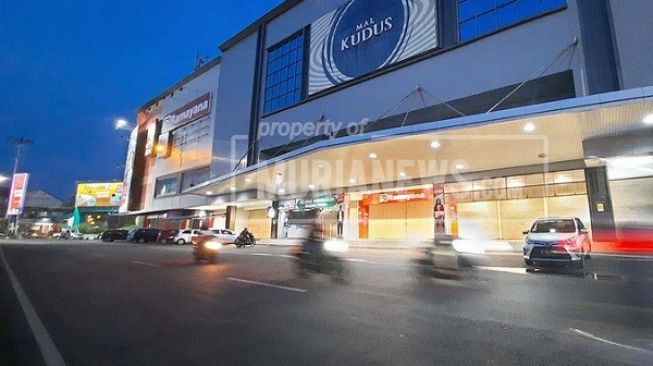 Hypermart Tetap Buka, Ramayana & Matahari Kudus Tutup
