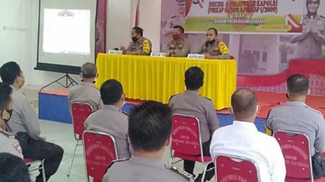 Menuju Polisi Promoter, Kabidkum Polda Sulbar Lakukan Sosialisasi