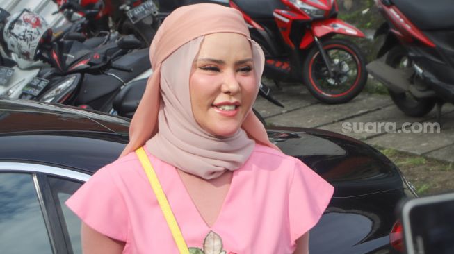 Berlian Ratusan Juta Angel Elga Digasak
