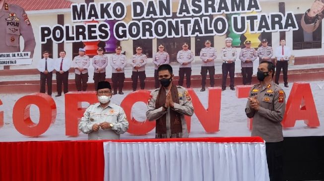 Kapolda Resmikan Bangunan Baru Polres Gorut