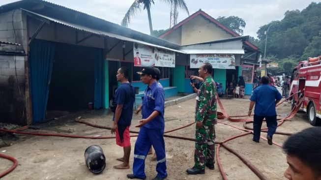 Warteg di Cikuasa Kebakaran, Kerugian Capai Rp100 Juta