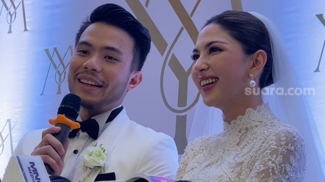 Jessica Mila Deg-degan Sepanjang Prosesi Pernikahan