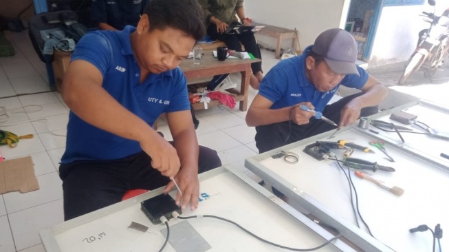 Langkah Kecil dari Pantai Baru, Pupuk Semangat Energi Bersih dengan ...