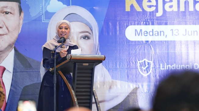 Kumpulan Berita Menkomdigi Meutya Hafid Terbaru Dan Terkini