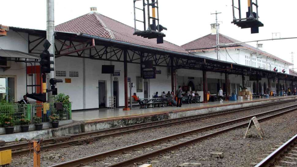 Stasiun Kereta Api Akan Dilengkapi Hotel Transit
