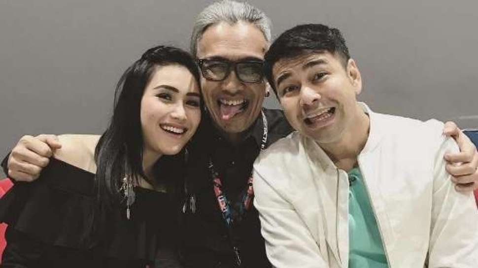 Netizen Ngamuk Raffi Ahmad Dukung Single Baru Ayu Ting Ting