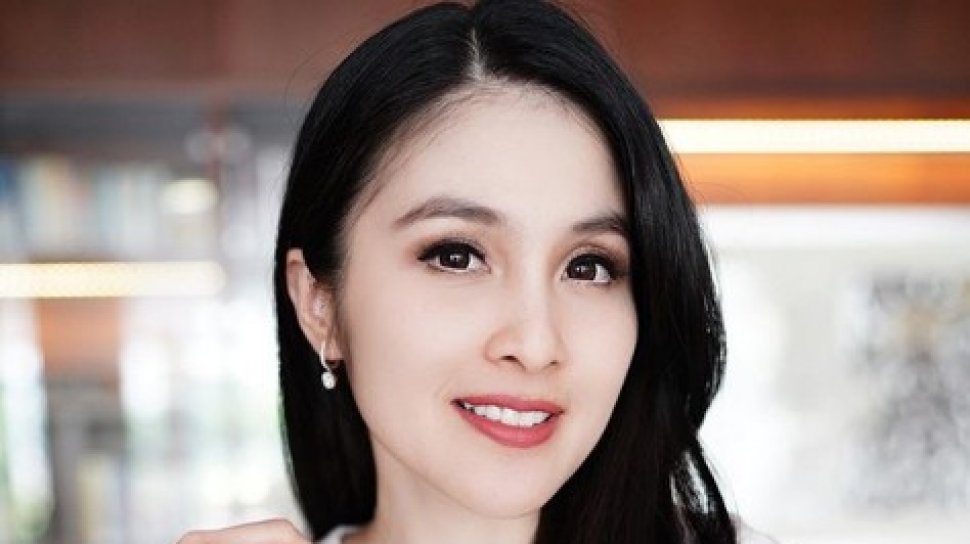 Ogah Pamer Saldo ATM, Sandra Dewi: Malu, Buat Apa?