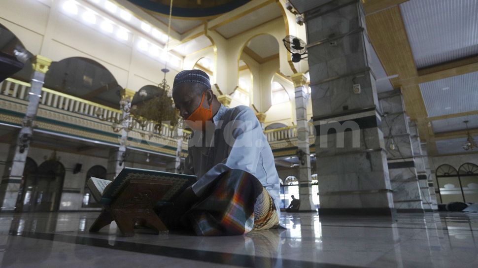 Surat Al Kahfi Ayat 1 10 Latin Lengkap Arti Terjemahan Keutamaan