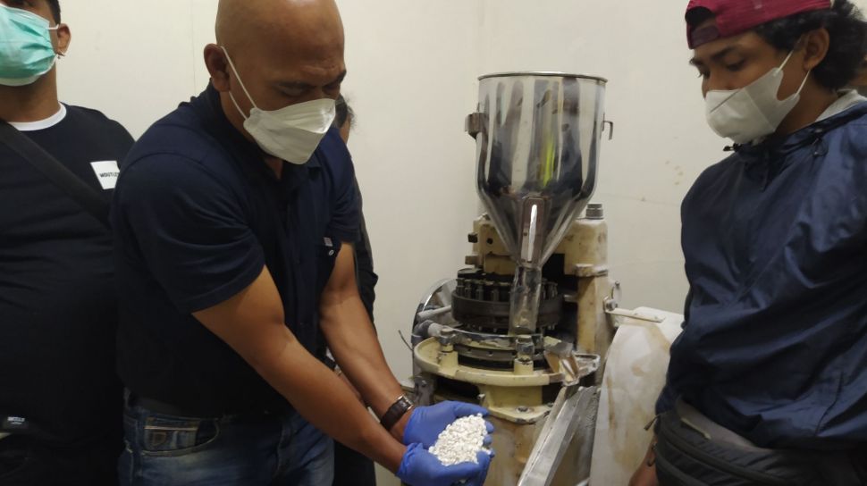 Polisi Gerebek Gudang Di Lembang Hasilnya Mengejutkan