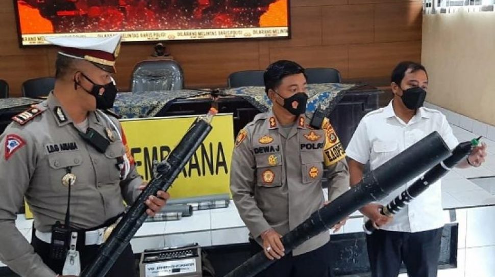 Polres Jembrana Sita Meriam Pipa Warga, Digunakan Sebagai Ganti Kembang ...