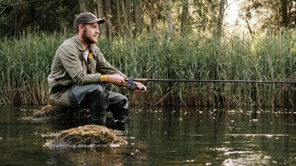 4 Manfaat Kegiatan Memancing Ikan yang Sering Dianggap Membosankan