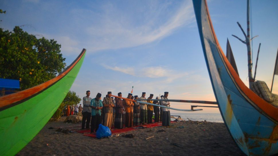 Tradisi Maniliak Bulan Jamaah Tarekat Syattariyah di Sumbar