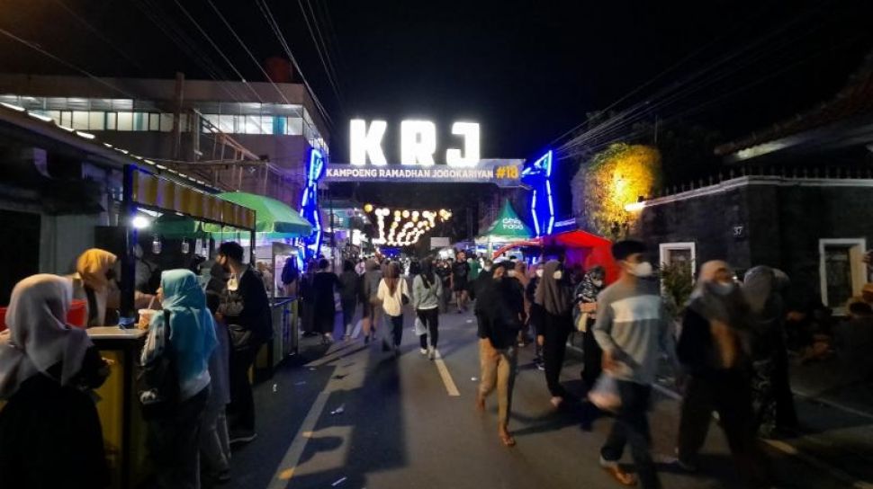 Cerita Pedagang Pasar Sore Jogokariyan, Terima Omzet Tinggi hingga Bisa ... Cerita Pedagang Pasar Sore Jogokariyan, Terima Omzet Tinggi hingga Bisa ...