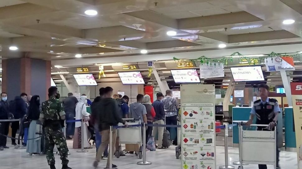 Peningkatan Arus Balik Penumpang Mulai Terlihat di Bandara Sultan Hasanuddin Makassar