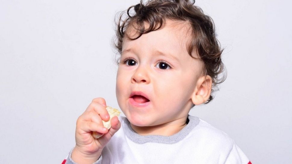 Anak Tersedak Bisa Berujung Bencana, Ini Tips untuk Mencegah dan ...