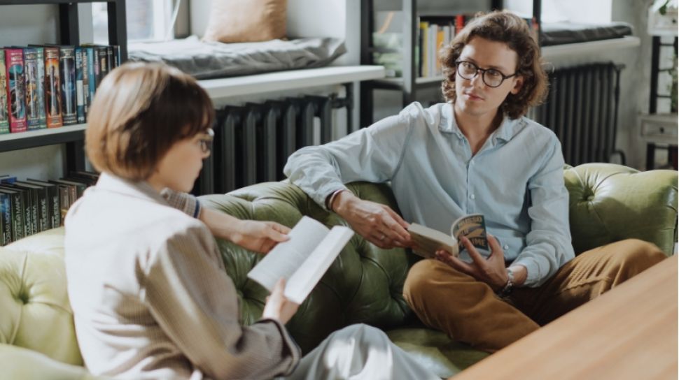 4 Kebiasaan Sederhana yang Bisa Memberikan Banyak Manfaat, Sering Membaca!