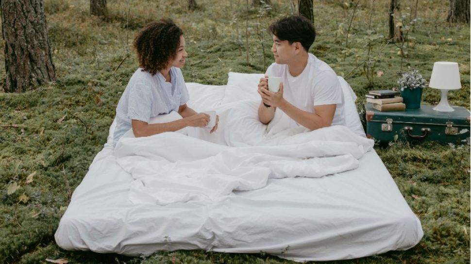 4 Cara agar Tidak Baper Berteman dengan Lawan Jenis, Memiliki Batasan!