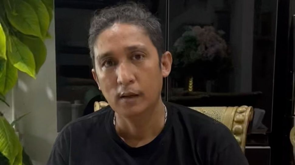 Reaksi Firdaus Oiwobo Setelah Dipecat dari Kongres Advokat Indonesia ... Reaksi Firdaus Oiwobo Setelah Dipecat dari Kongres Advokat Indonesia ...