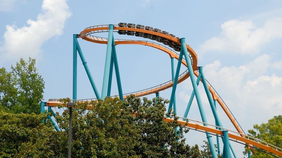 IPhone 14 Terus Menelepon 911 di Rollercoaster