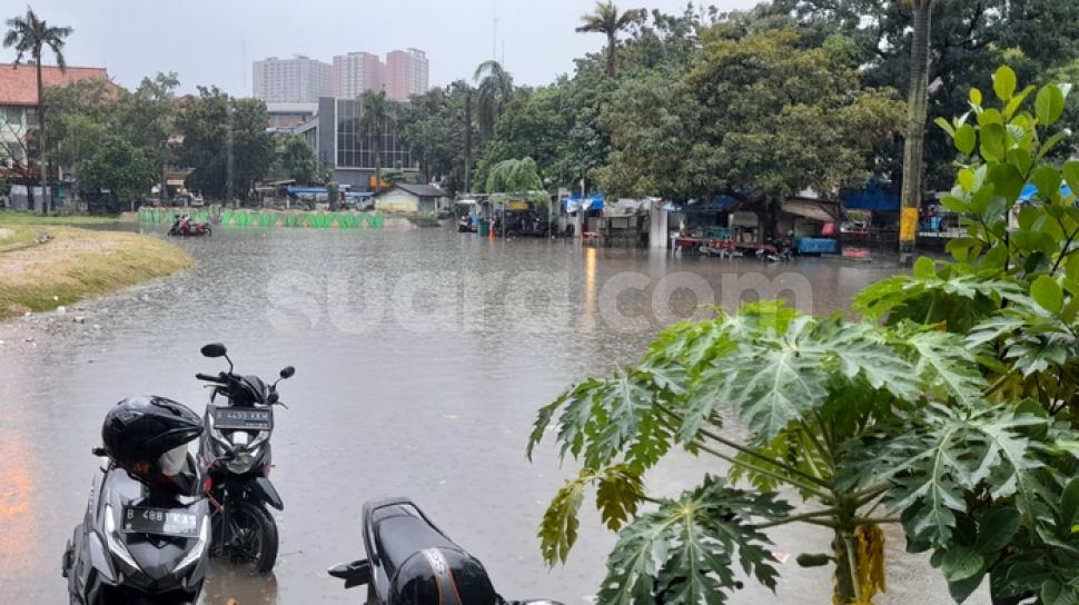 Hujan Deras Guyur Bekasi Sepanjang Hari, Ini Titik Lokasi Banjir, BPBD Masih Terus Monitor