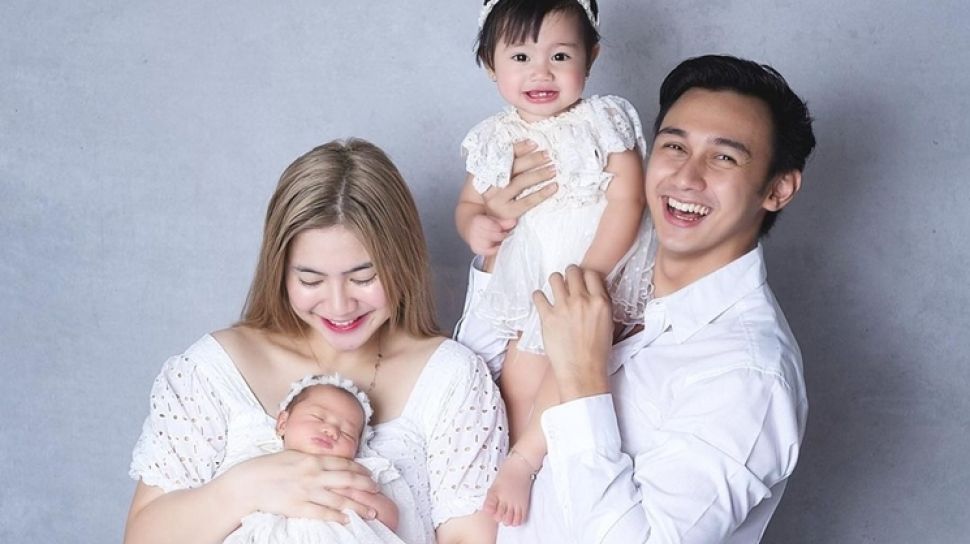 10 Potret Baby Zefa, Anak ke-2 Felicya Angelista dan Hito Caesar yang Mulai Banyak Diidolakan ...