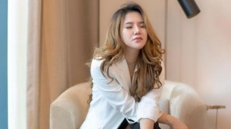 Lagi Memotret Bella Xiu, Sang Fotografer Nafsu Lalu Paksa Berhubungan Badan