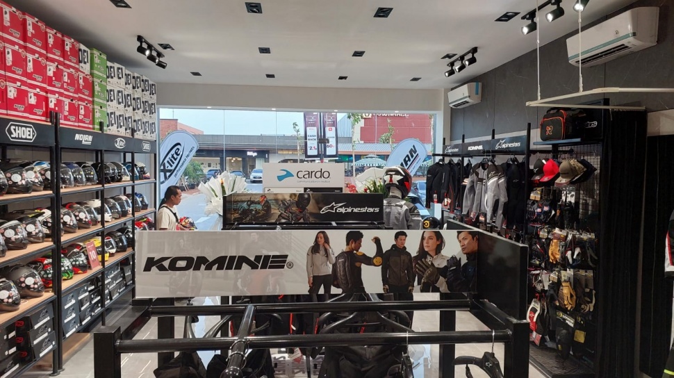 DeRide Perkenalkan Helm Premiun dengan Harga Terjangkau