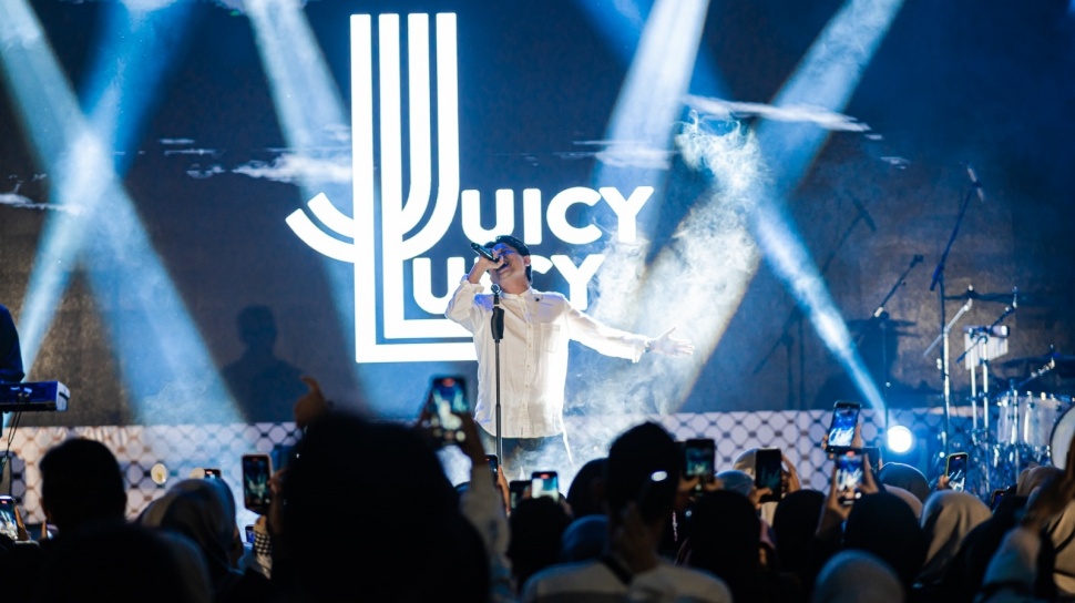 Juicy Luicy Raih Penghargaan Band of the Year di IMA 2023
