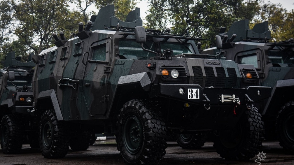 Diserahkan Sebanyak 7 Unit, Ini Profil Ranpur Komodo Buatan PT Pindad