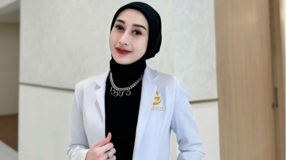Reza Gladys Klarifikasi Soal Produk Berbahaya: Semua Sudah Berbadan POM!