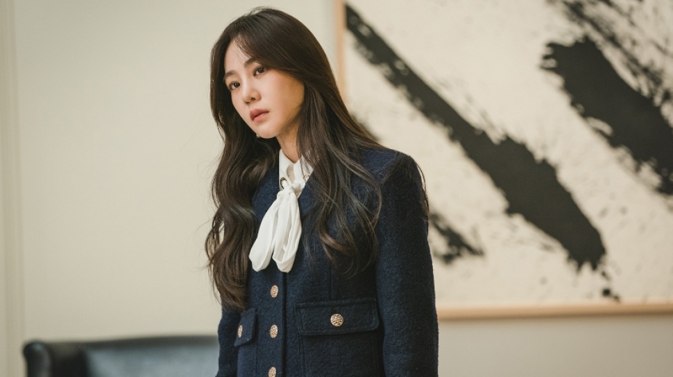 Jadi CEO Kompeten, Han Ji Eun Ungkap Karakternya di When the Stars Gossip