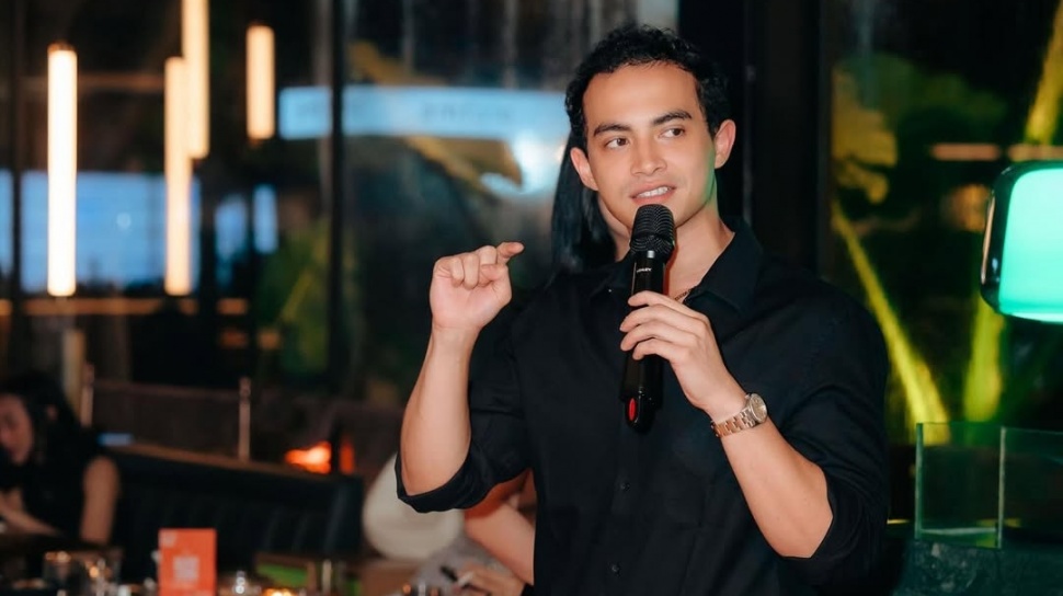 Omara Esteghlal Asal Mana? Aktor yang Dikabarkan Dekat dengan Prilly Latuconsina