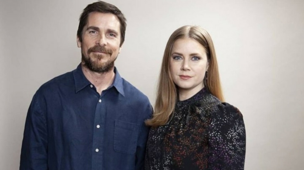 3 Film Kolaborasi Christian Bale dan Amy Adams yang Pantang Dilewatkan