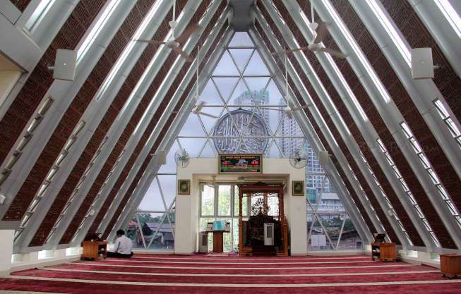 Masjid Karya Ridwan Kamil