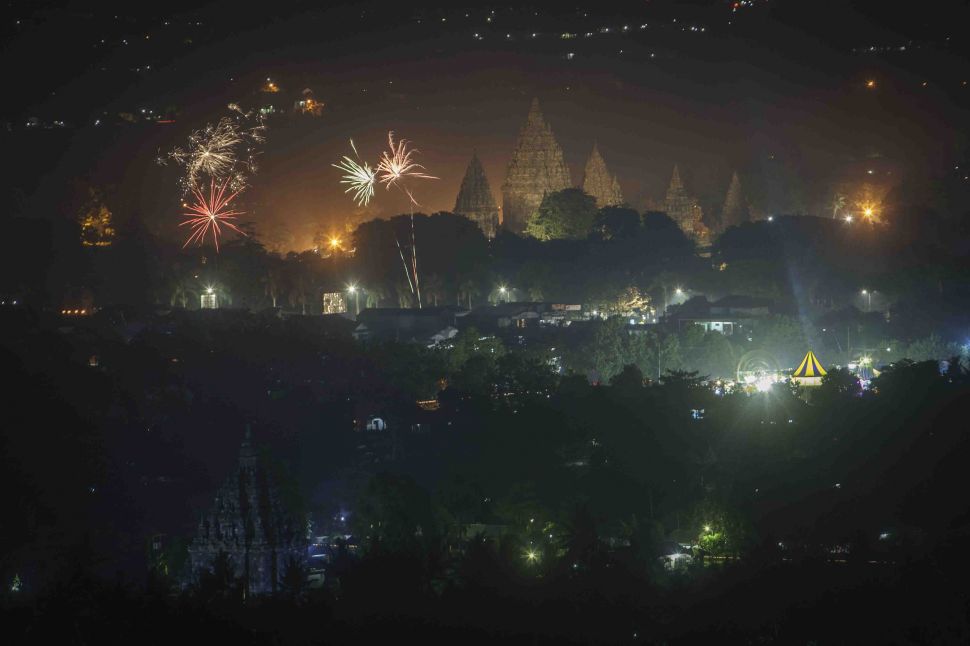 Perayaan Malam Tahun Baru di Berbagai Daerah