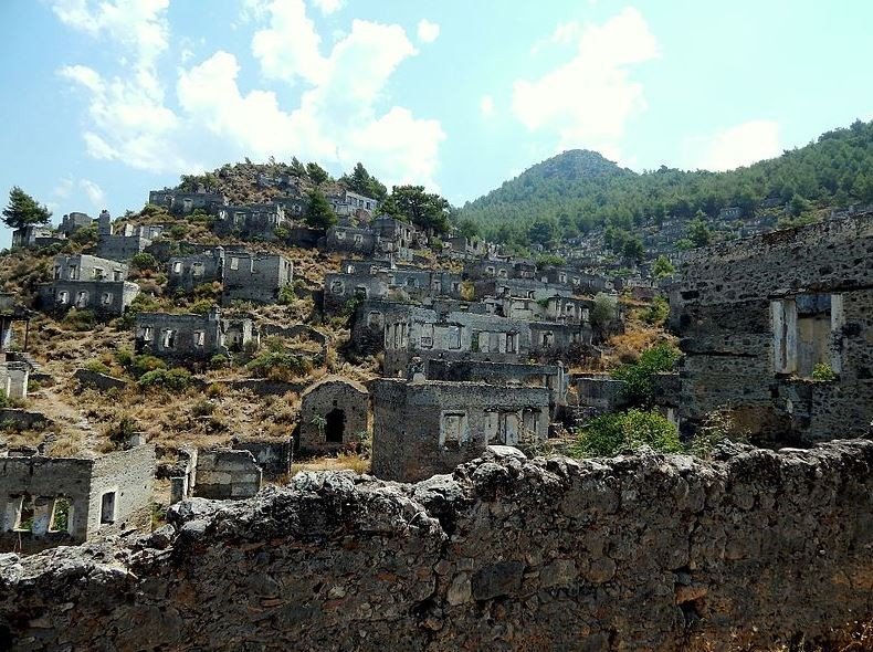 Kota Mati Kayakoy: Saksi Bisu Genosida Rakyat Yunani di Turki