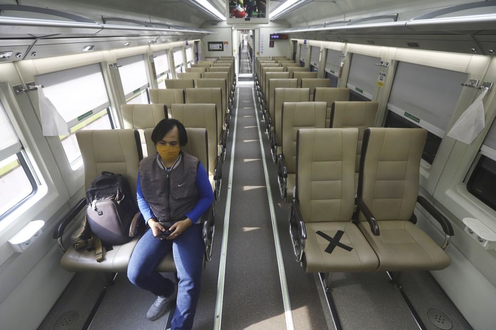 Begini Penampakan Kereta Api Luar Biasa